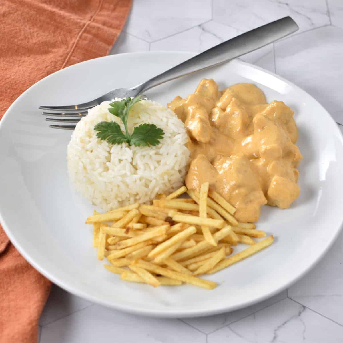 Brazilian Chicken Stroganoff - Delicious! Made in one pan in 30 min.