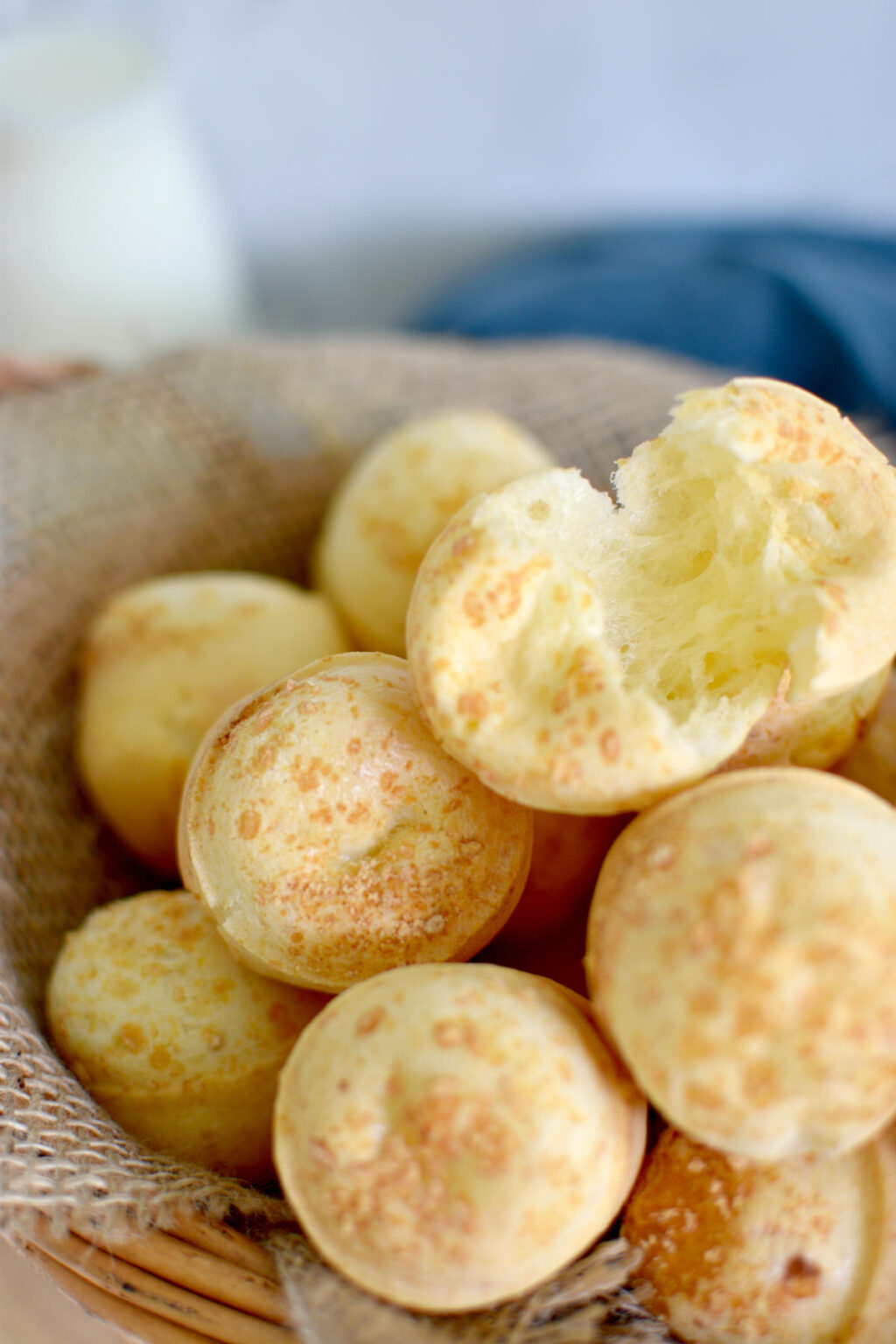 Easy Brazilian Cheese Bread (Pão de Queijo)