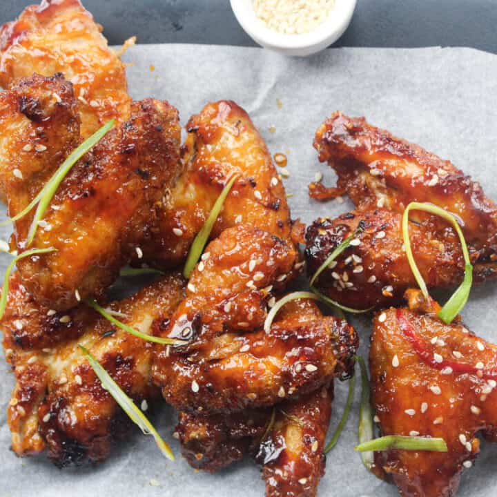 Air Fryer breaded chicken wings (with flour and baking powder)