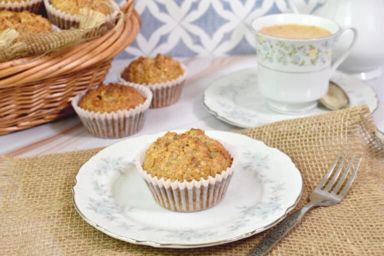 Walnut muffins (just 3 ingredients) - Simple Living Recipes